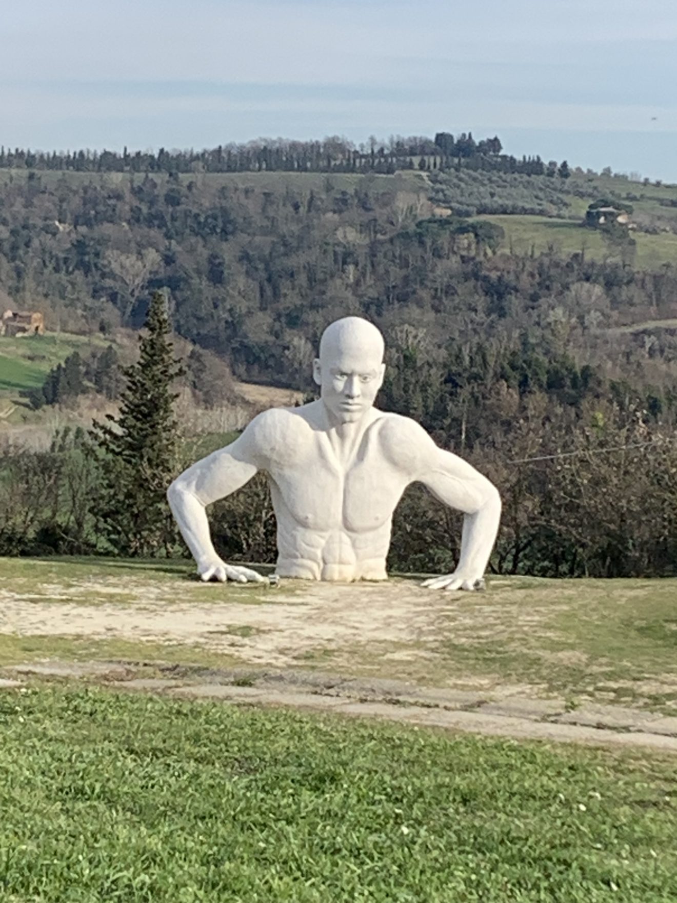 Un sabato alla scoperta dei Giganti di Peccioli - Girovagando Insieme